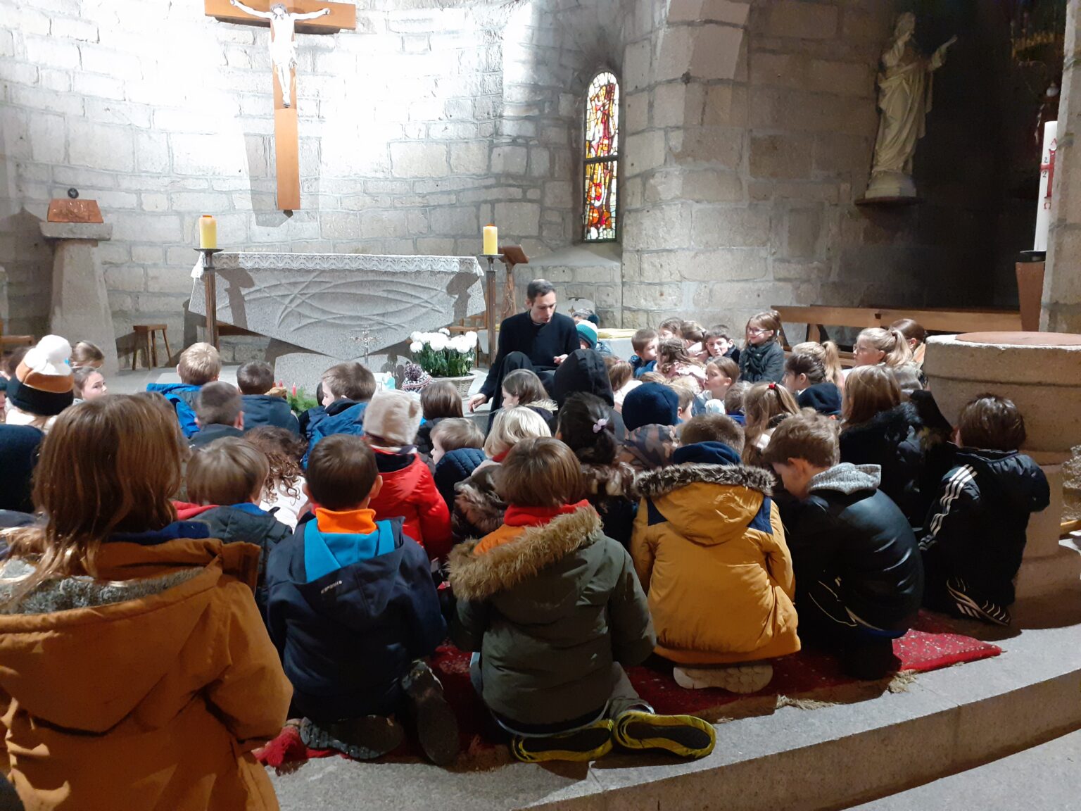 Entrée dans le temps de l'Avent pour le catéchisme - Diocèse de Mende